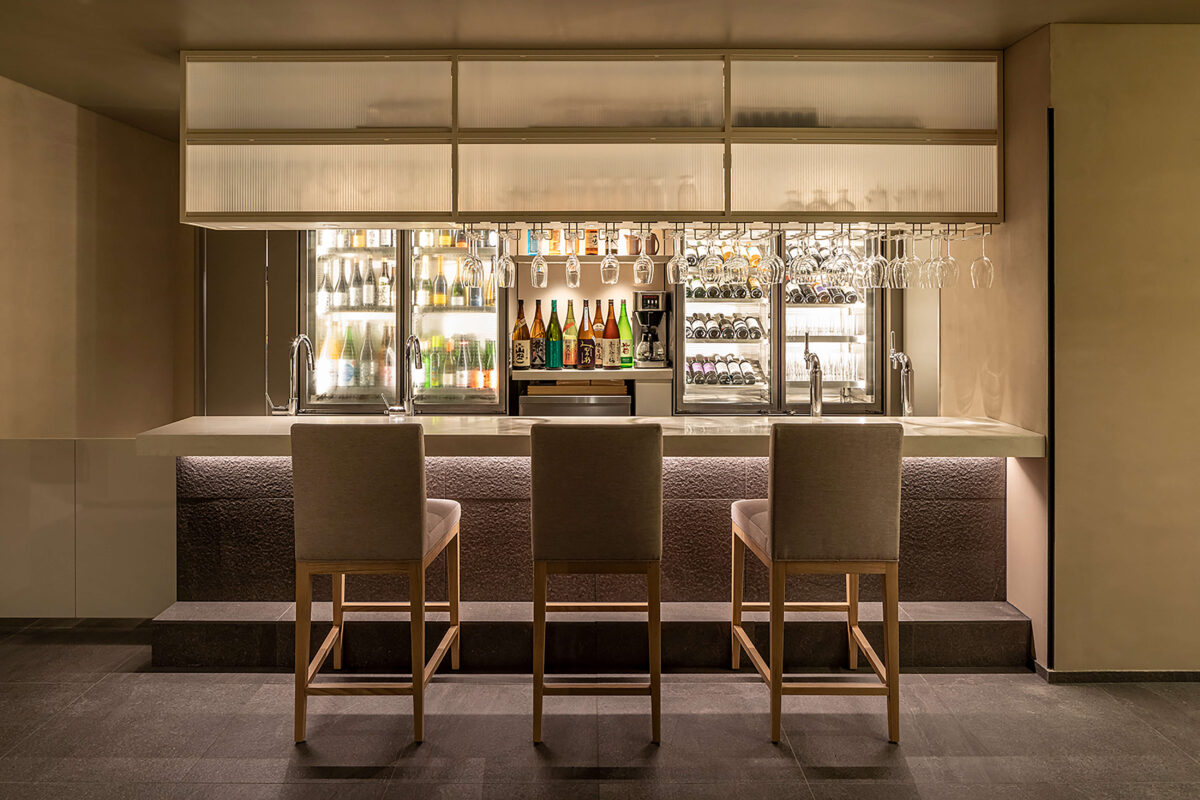 age | インテリアデザインのエイジ | SOKI ATAMI Restaurant